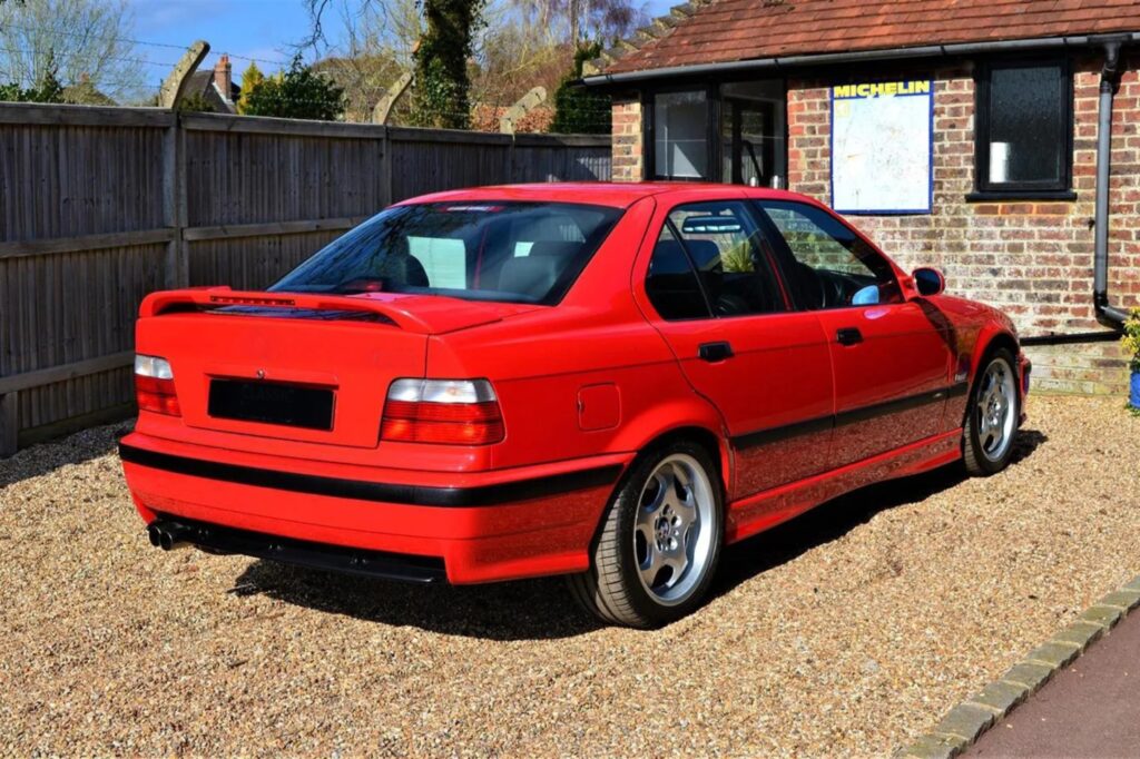 Buy Painted OEM Style Spoiler for 1992–1999 BMW E36 M3 | Aggwings